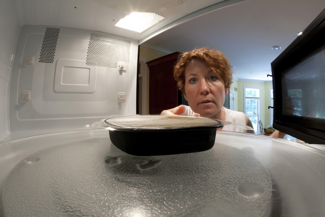 How to work night shift and stay healthy: 15 Tips | SuperWellness